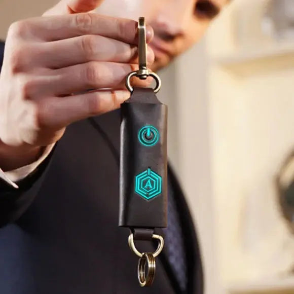 Smart Bag Tags | Revolutionize Your Travel Experience – Arista Vault